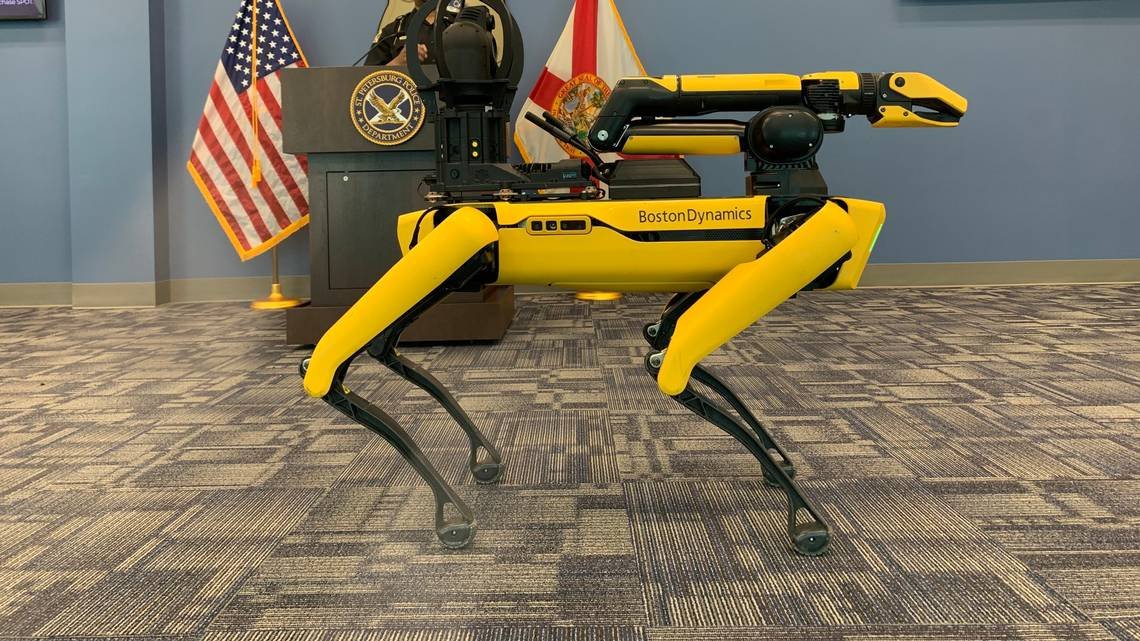 Policía de Florida tiene nuevo refuerzo: un perro robot - Doral Voice
